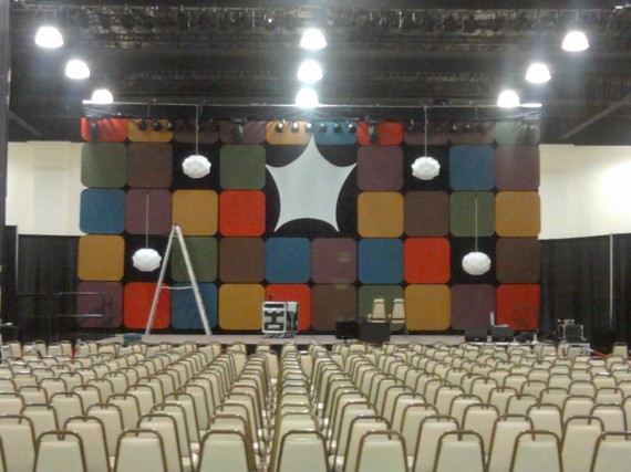 Modern - Church Stage Design Ideas - Scenic sets and stage design ideas ...