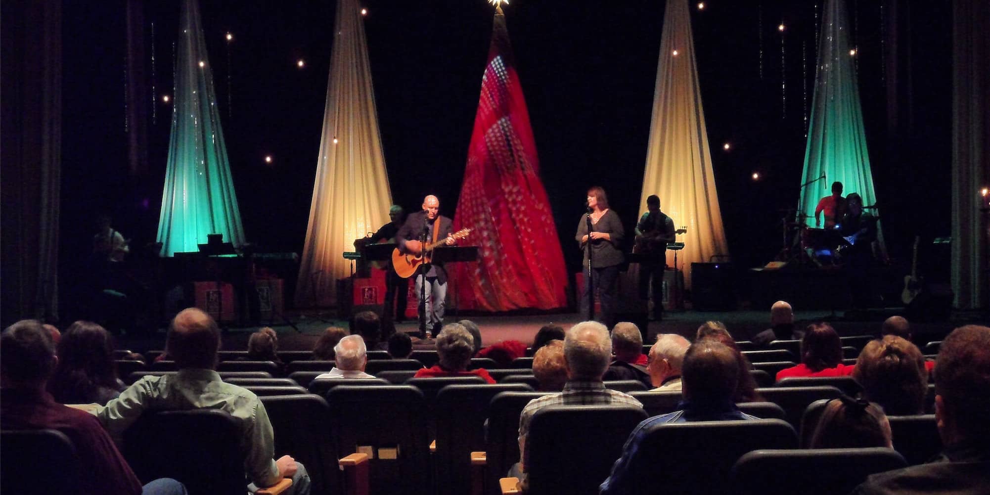 Twisted Cheer - Church Stage Design Ideas