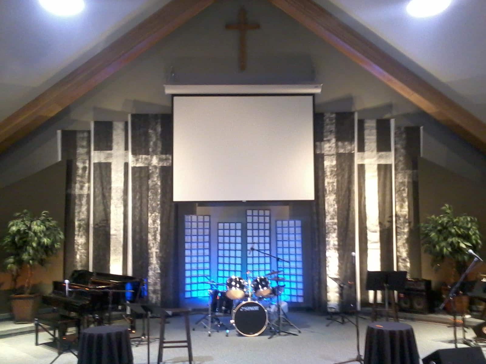 Cross Grunge - Church Stage Design Ideas