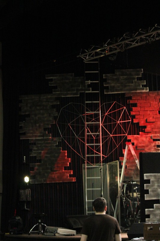 Love Breakthrough - Church Stage Design Ideas - Scenic sets and stage ...