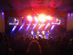 Diagonal Screening - Church Stage Design Ideas - Scenic sets and stage ...