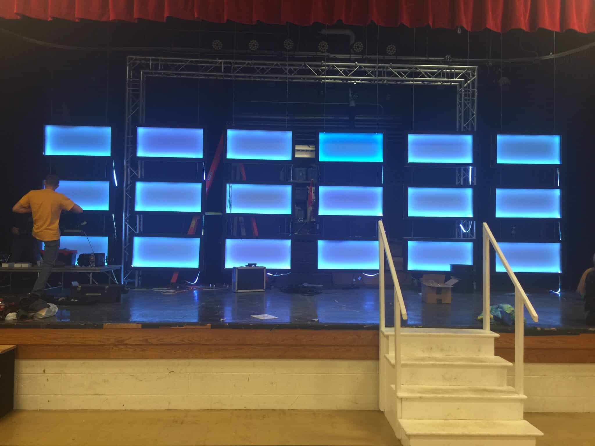 Widescreen Light Panels - Church Stage Design Ideas - Scenic sets and ...