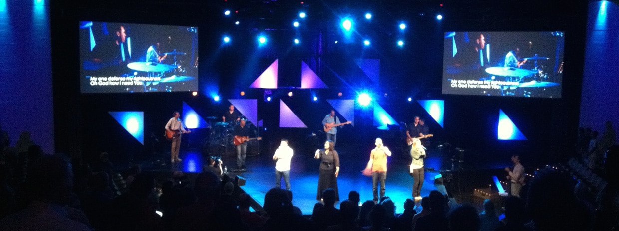 Triangled - Church Stage Design Ideas