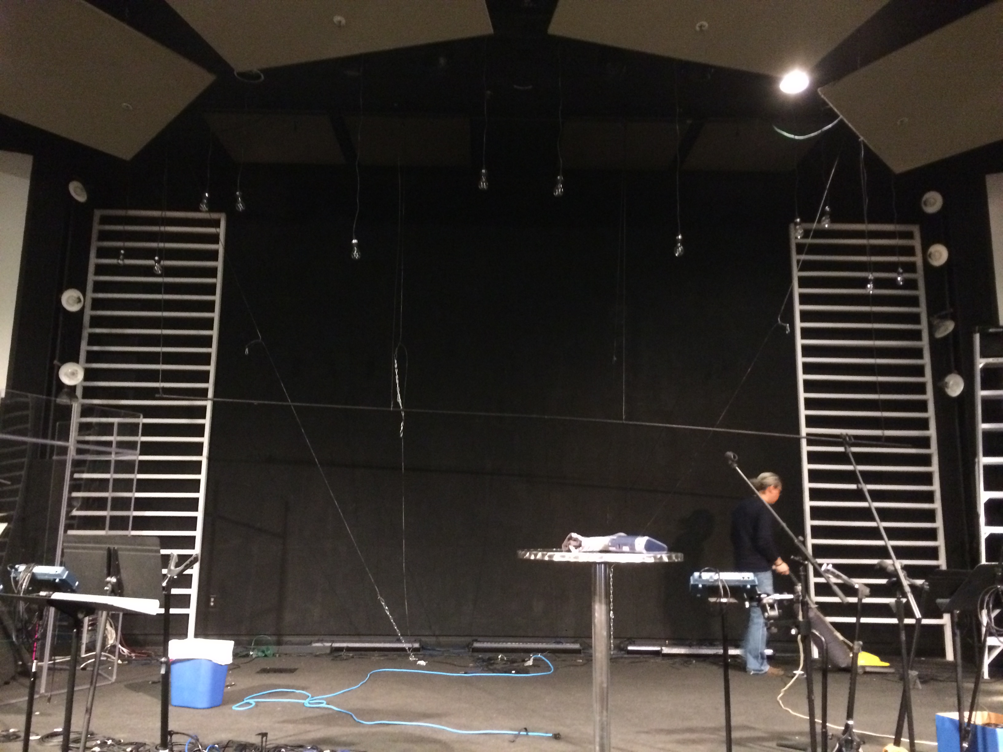 Light-Filled Boxes - Church Stage Design Ideas - Scenic sets and stage ...