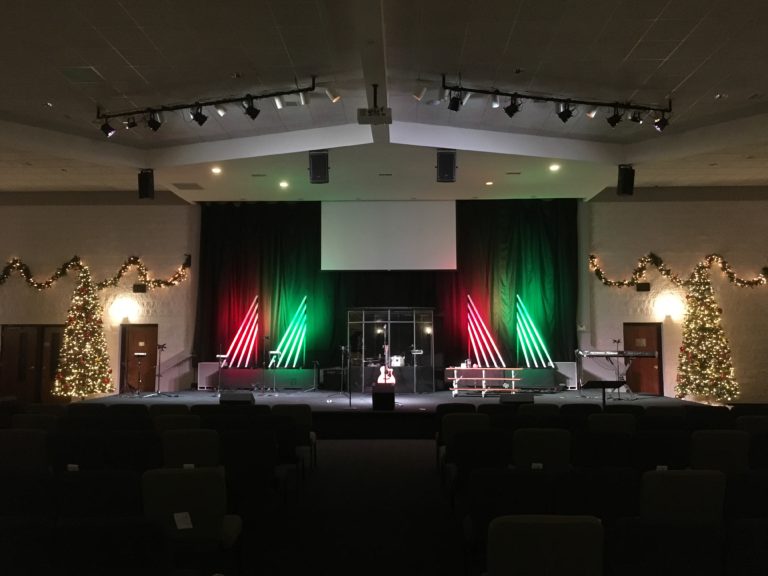 Half Trees - Church Stage Design Ideas - Scenic sets and stage design ...