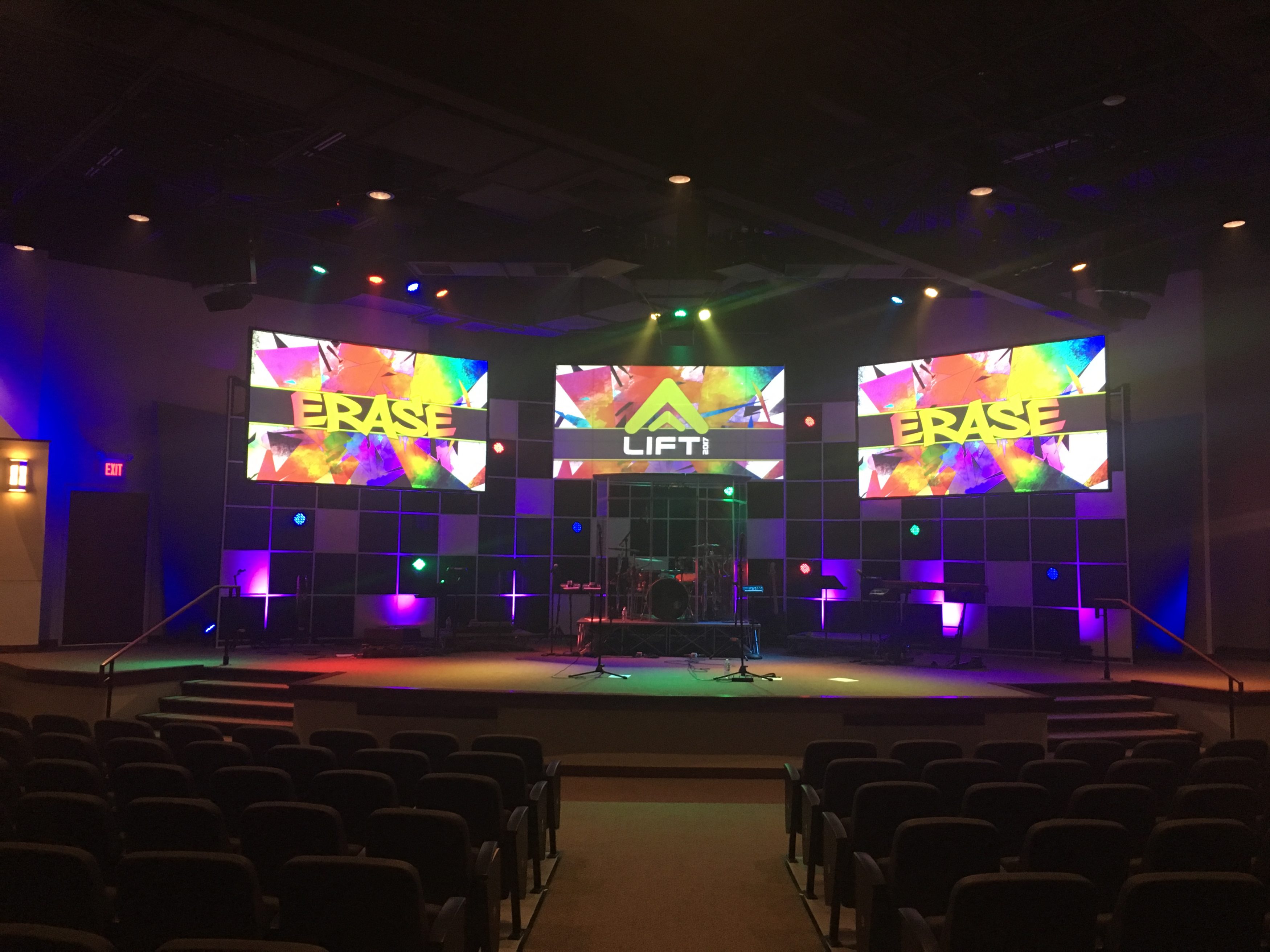 Grid Fill - Church Stage Design Ideas - Scenic sets and stage design ...