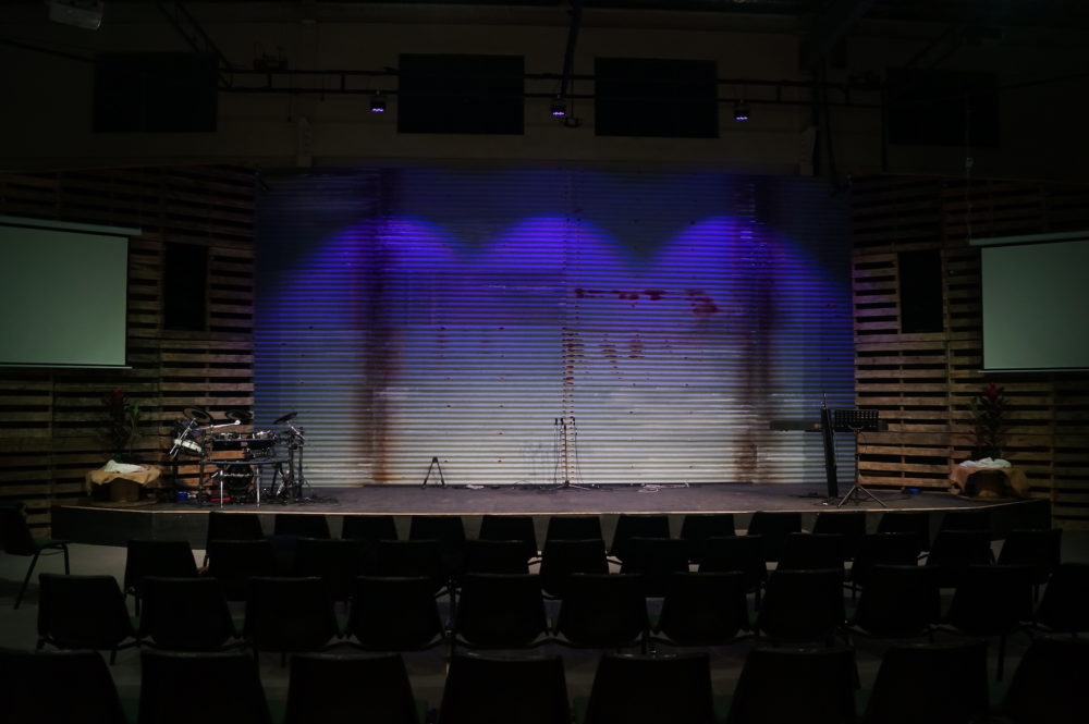 Rustic Down Under - Church Stage Design Ideas - Scenic sets and stage ...