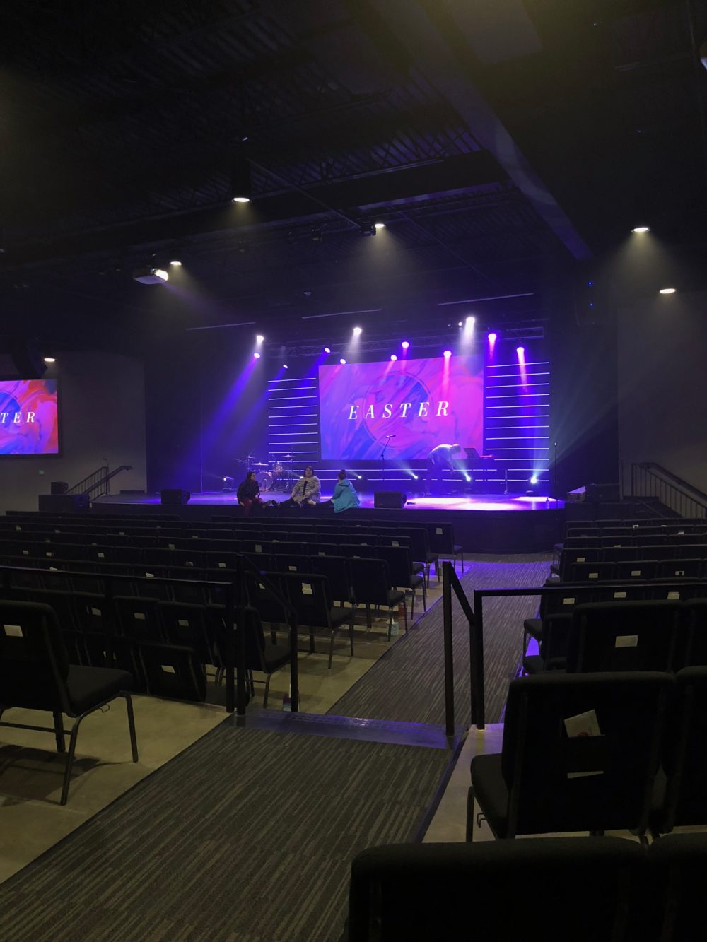 Line of Rays - Church Stage Design Ideas