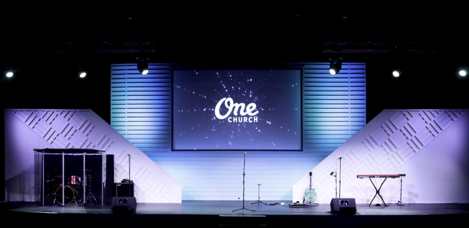 Patterned Walls - Church Stage Design Ideas