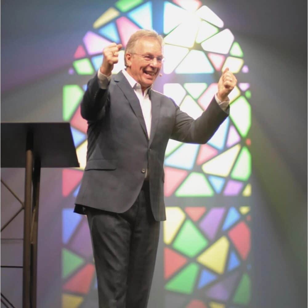 Fractured Glass - Church Stage Design Ideas - Scenic sets and stage ...