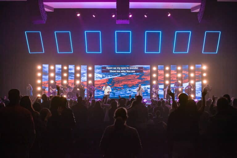 Flex Around the Screen - Church Stage Design Ideas