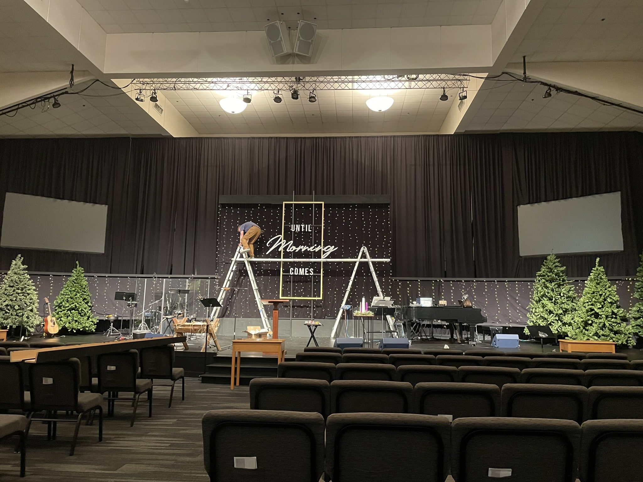 Seasonal Vision - Church Stage Design Ideas